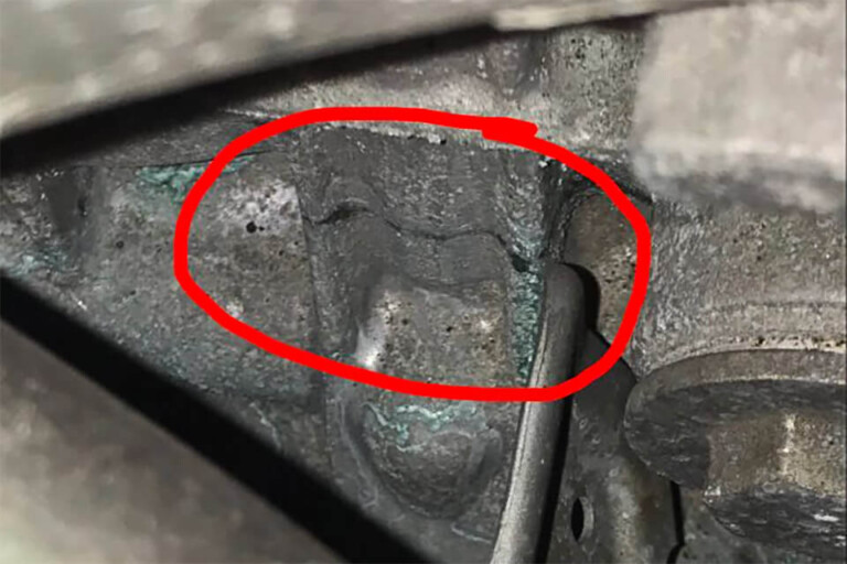 How to Repair a Cracked Engine Block: Epoxy vs. Welding 🚗🔧 - DIY & Guides